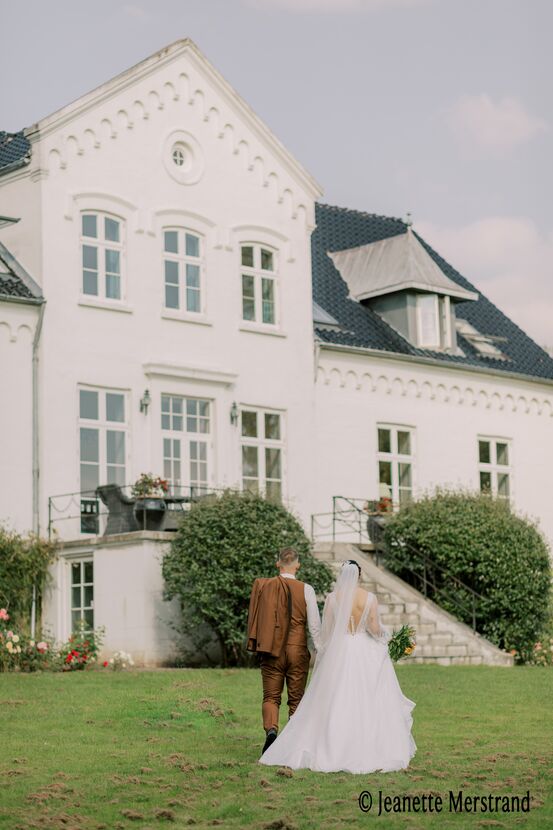 Kristina og Rasmus's bryllup på Hvolgaard Hovedgaard 09.09.2023